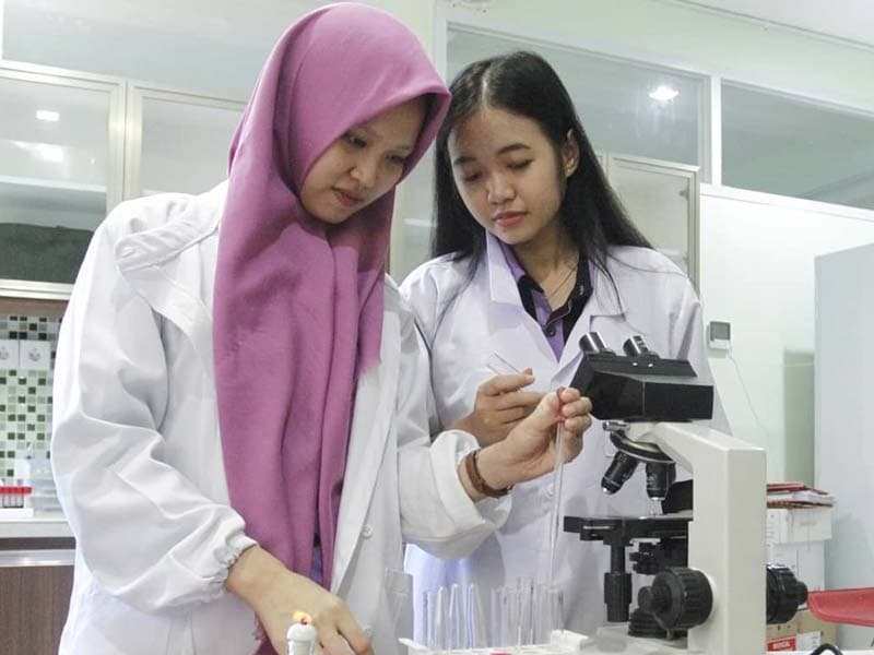 Gallery — Universitas Patria Artha (Kelas Karyawan)